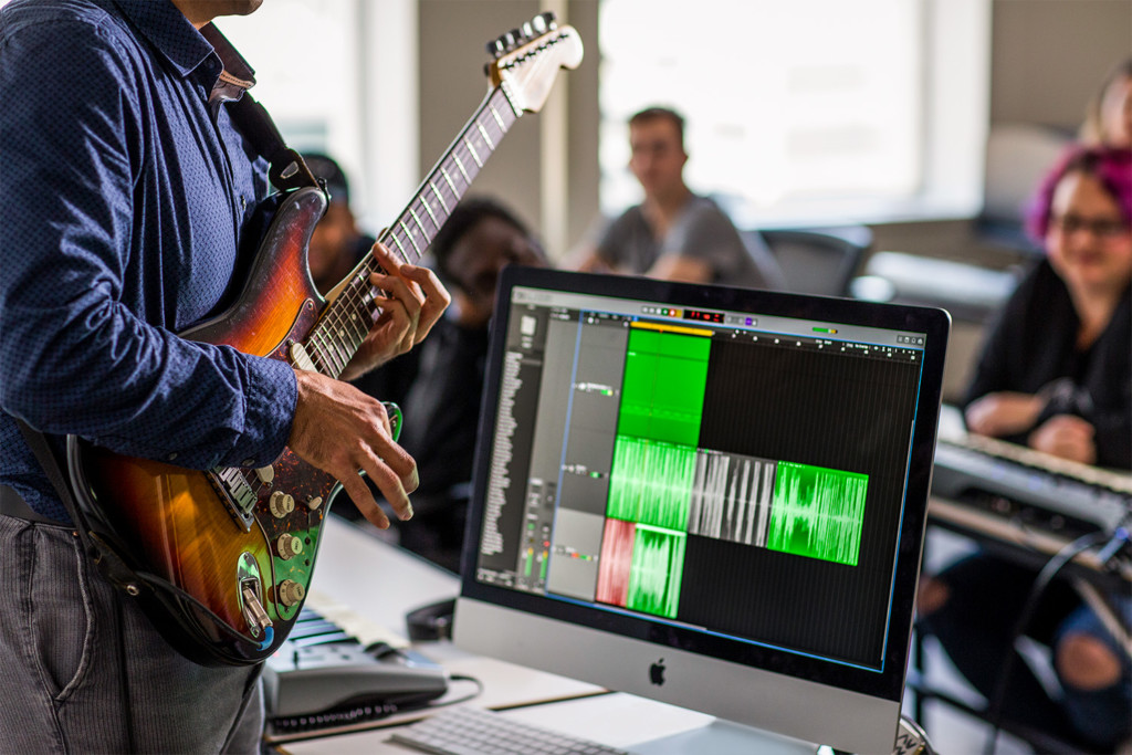 Music Composer vs Producer: The Differences Between Them