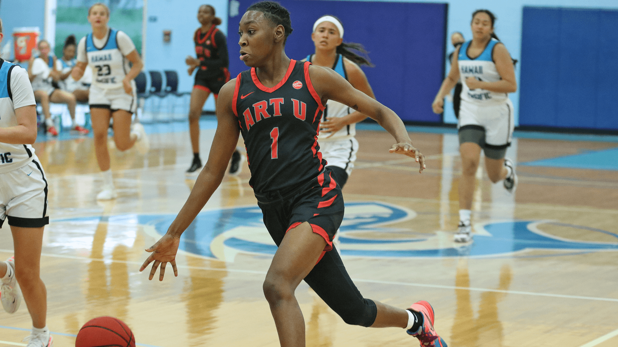 Academy of Art Student-Athletes Make Records, Bring Home Team Honors